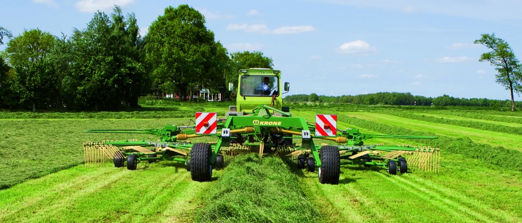Krone Swadro 1000 Rake Unveiled - Agriland.ie