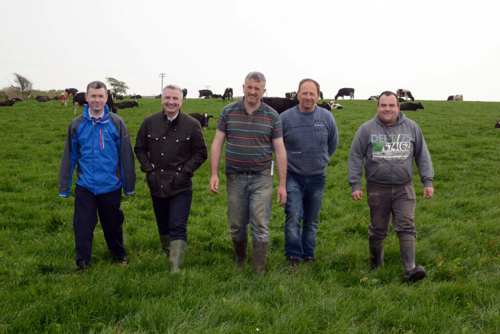 Grassland farm walk - the future dairy farm - Agriland.ie