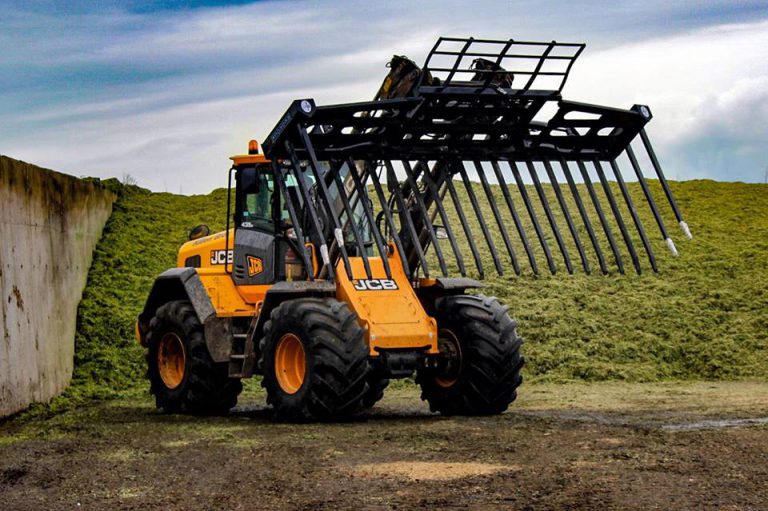 Video: Is this the largest buck-rake in the country? - Agriland.ie