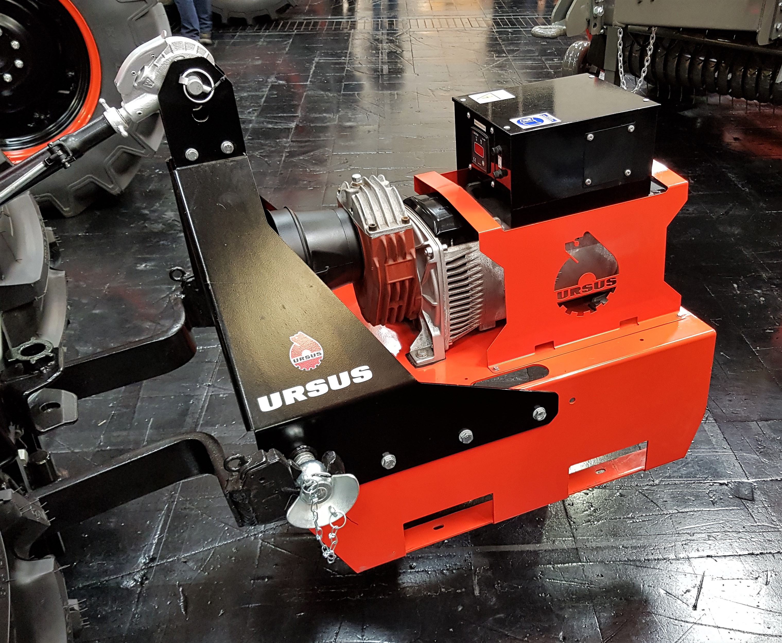 Pics: Check out this 150hp Ursus prototype at Agritechnica 2017 ...