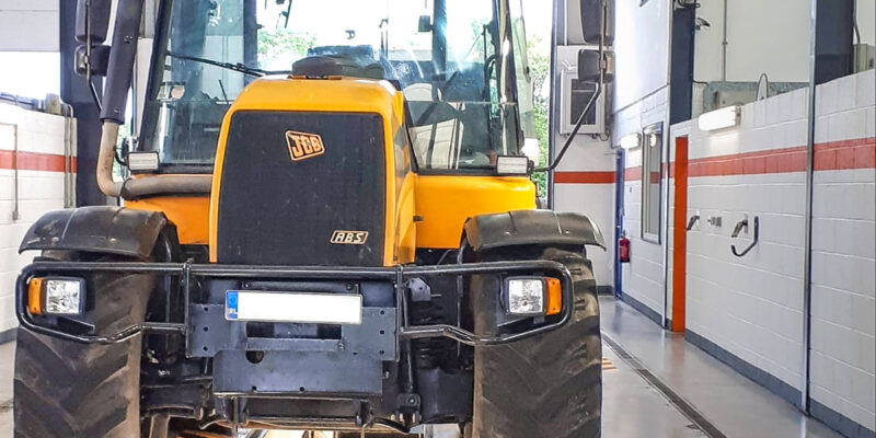 Less than 20 'fast' tractors tested so far - Agriland.ie