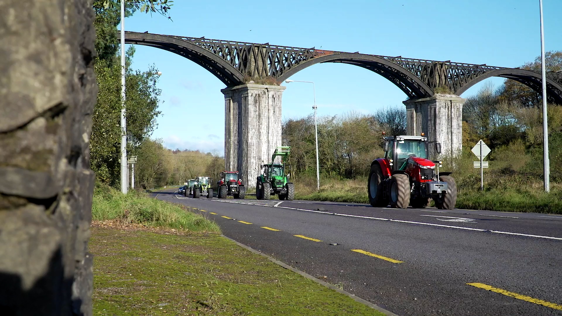AgriLand spots this convoy...to launch the Kilbrittain Tractor Run ...