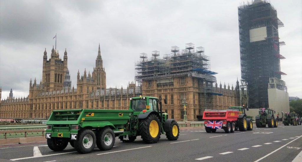 Tractor protesters take to London to 'Save British Farming' - Agriland.ie