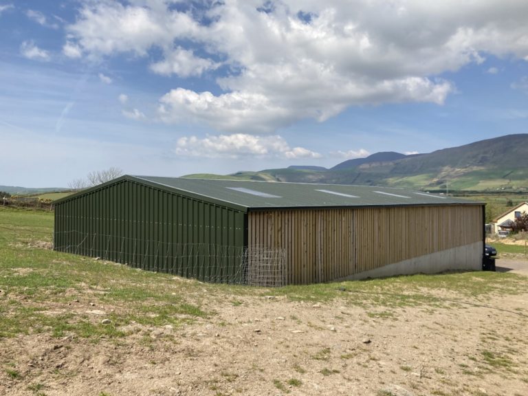 Buildings Focus: 4-bay slatted sheep shed with handling unit in Kerry
