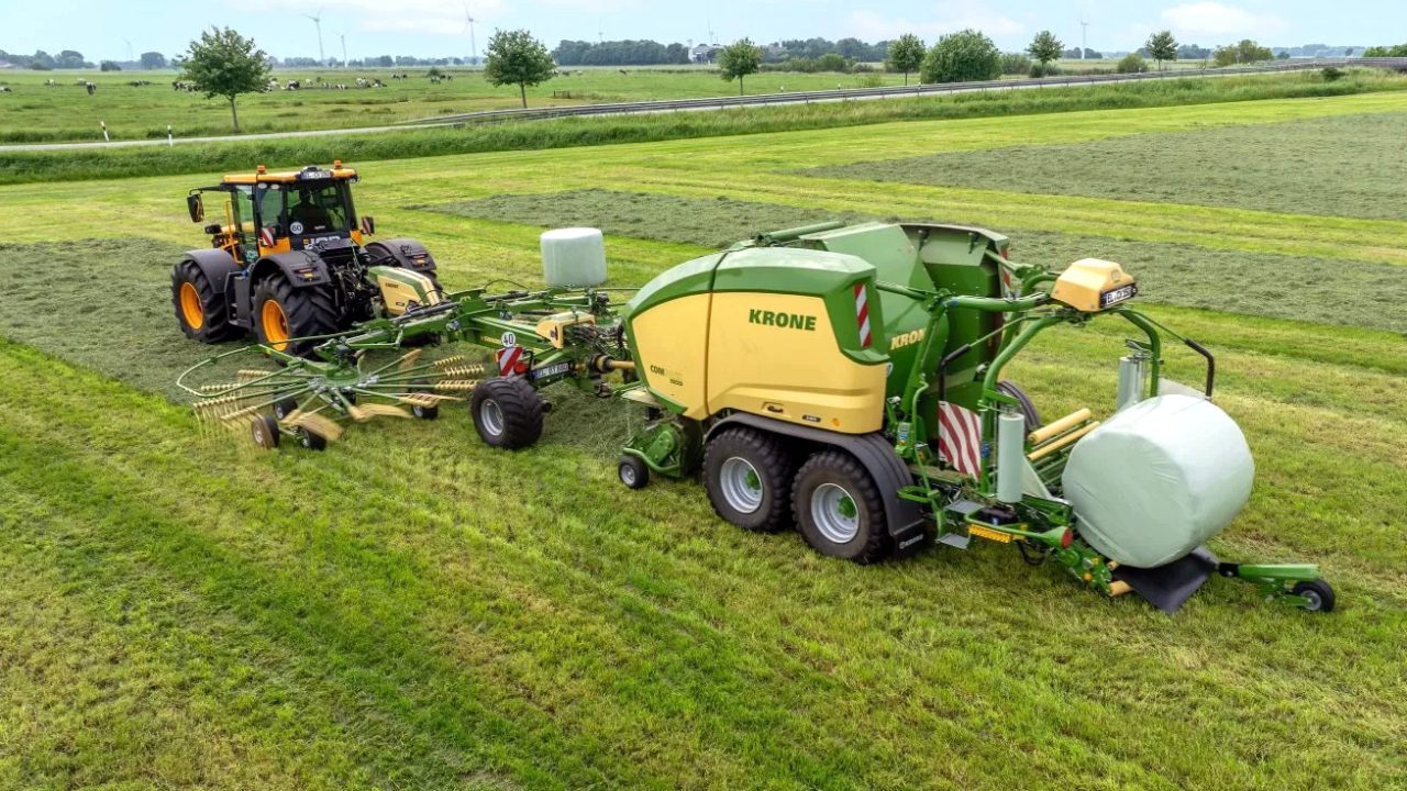 Krone BaleTrain saves time and fuel by reducing field passes - Agriland.ie