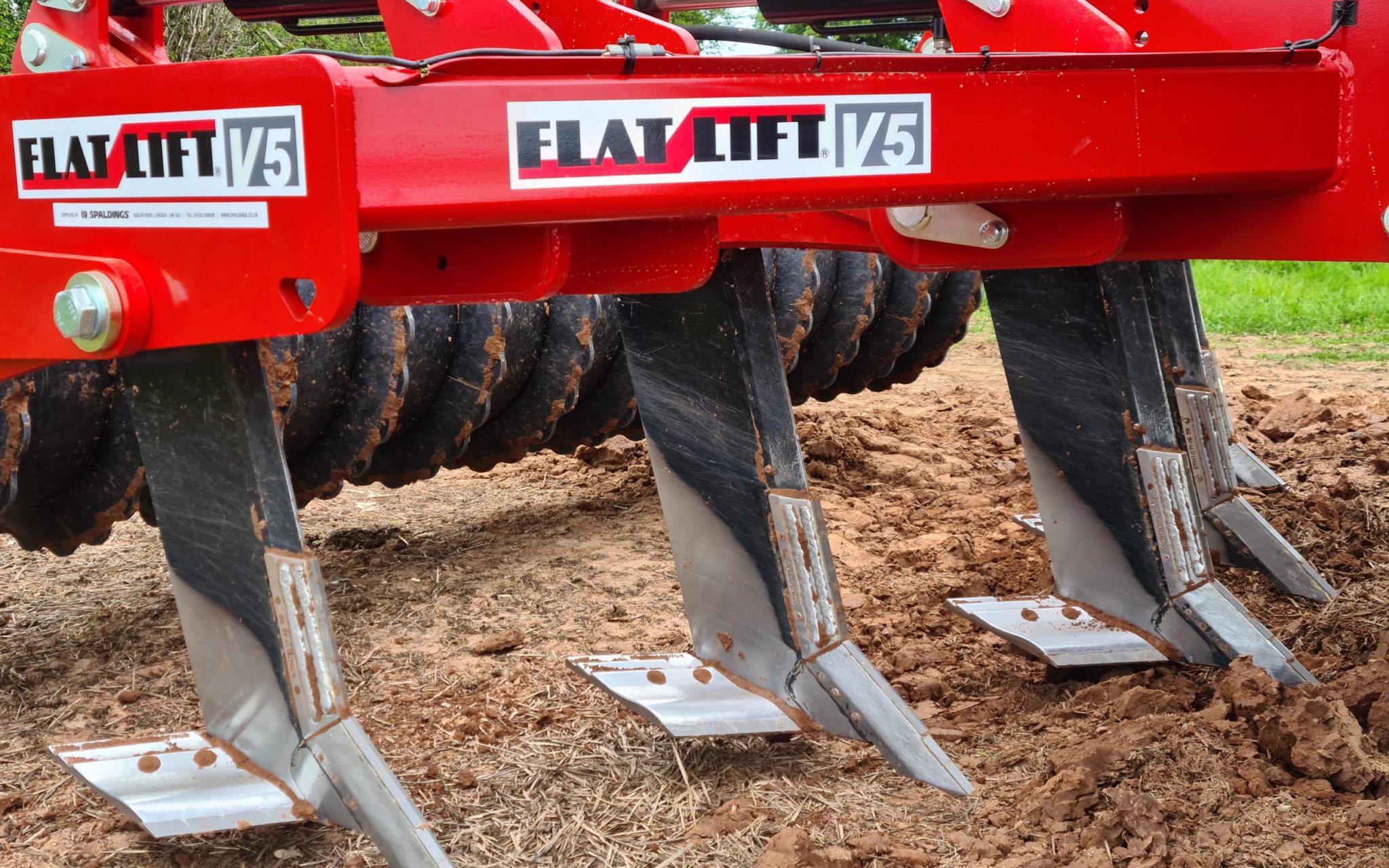 Shallow Subsoiling with Spaldings’ Latest Flatlift Design - Agro World ...