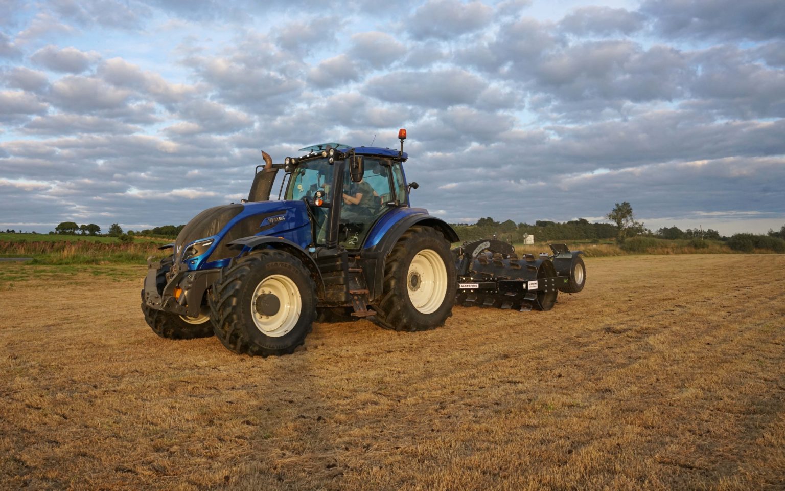 Machinery Focus: Understanding the Alstrong Aerator - Agriland.ie