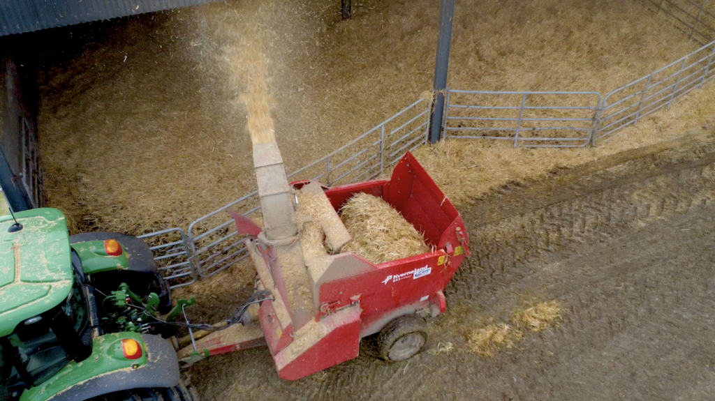 Making a dairy farmer’s life easier with Kverneland’s 853 Pro Bale ...