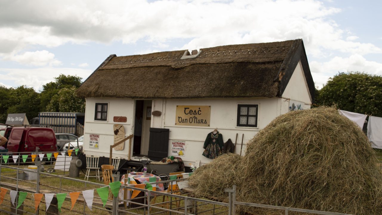 25 years of haymaking in Trim while the sun shines - Agriland.ie